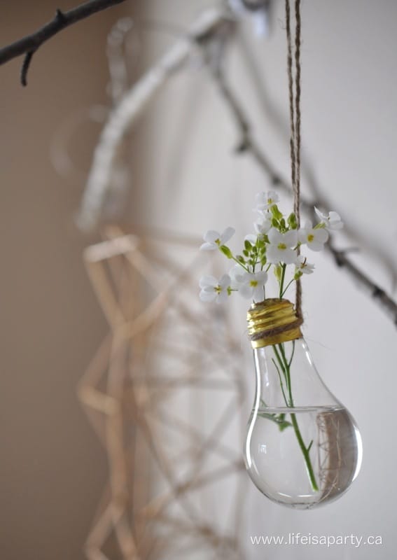 8 Creative Light Bulb Crafts | The Craftaholic Witch