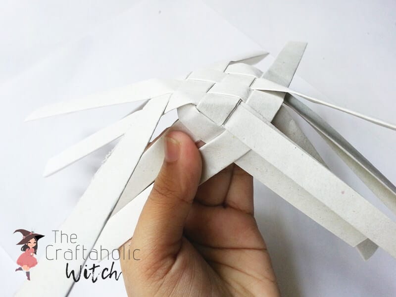 Recycled Paper Basket Weaving ( Easy Step-by-Step Tutorial )