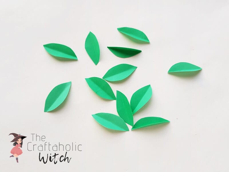 How to Make a Beautiful Aster Flower Wreath at Home | The Craftaholic Witch