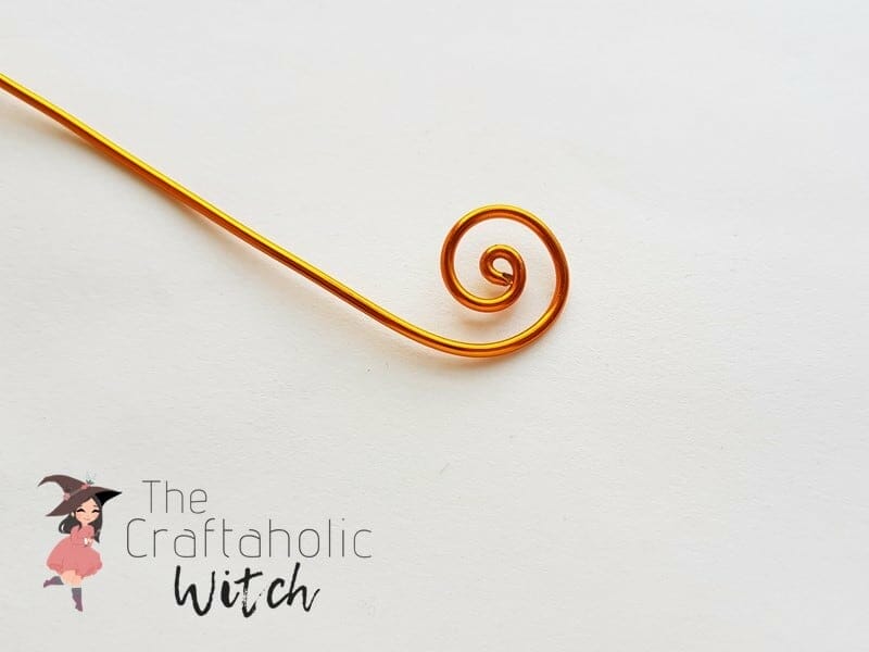 How to Make a Unique Heart Bookmark with Wire (DIY Tutorial + Video)