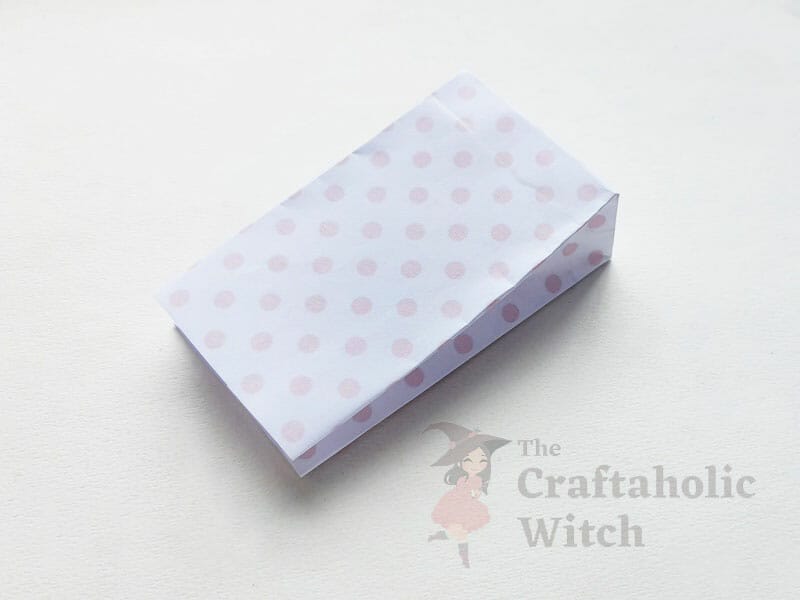 How to Make a Bag Out of Wrapping Paper Like a Pro (+ Video)