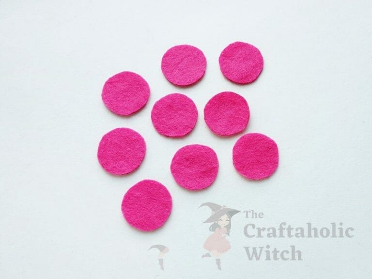 2 Easy Ways of Making a Felt Flower (Roses) + Free Template