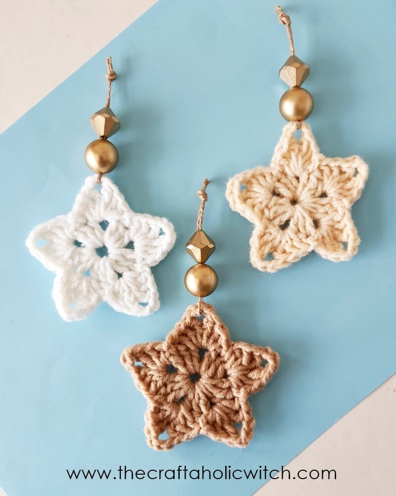 How to Crochet Stars (+ Easiest Free Crochet Star Pattern)